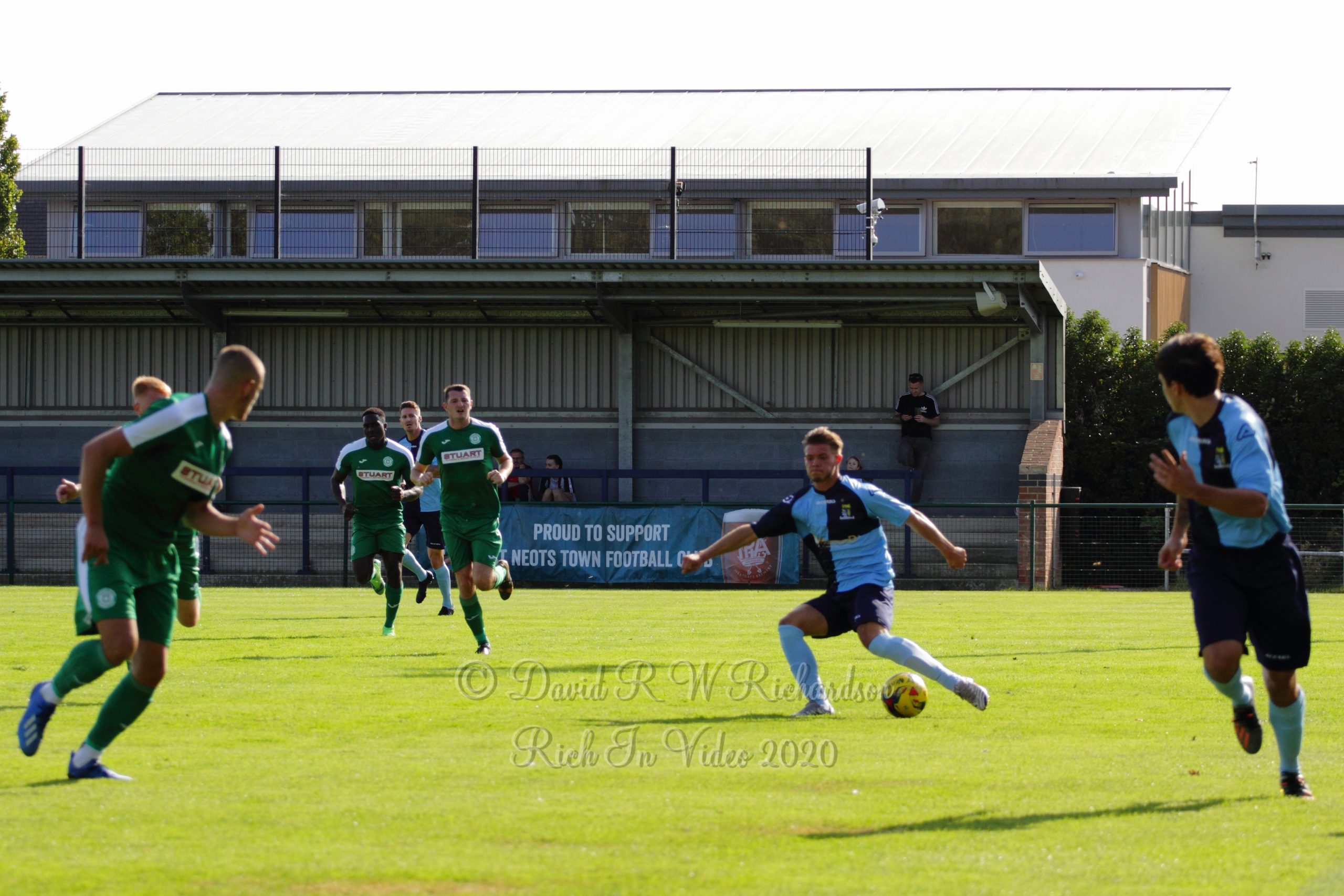 St Neots Town FC vs Bedworth United - St Neots Town FC